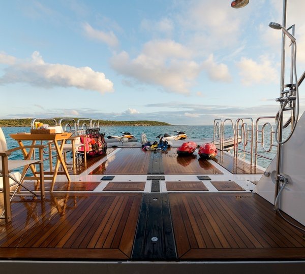 Striking FEADSHIP Mega Yachts TANGO and SAVANNAH spotted in Antibes ...